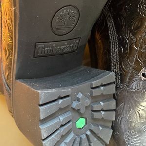 Timberland | Shoes | Timberland Black Beautiful Textured Print Leather ...